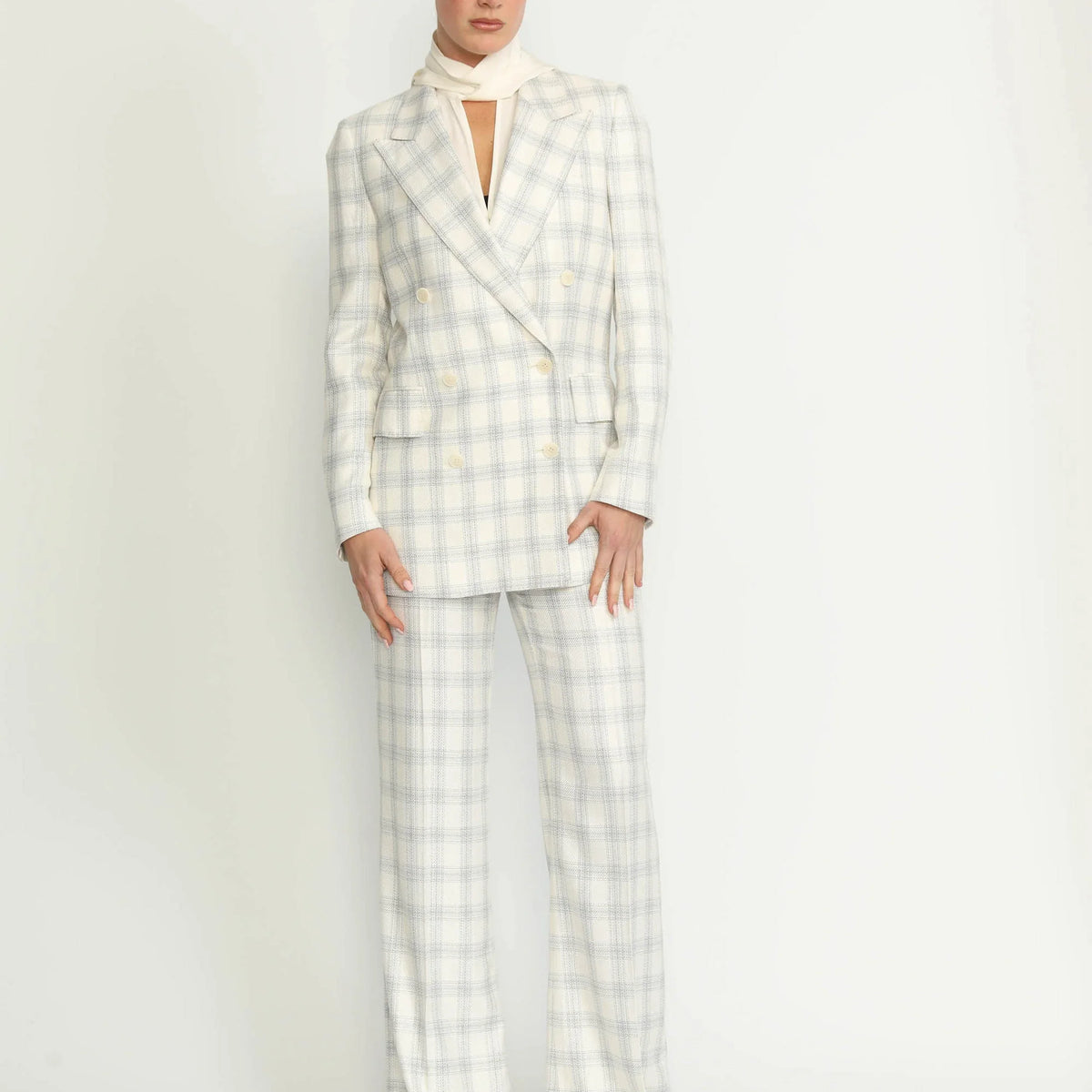 FREY Bordeaux Trousers | Pure Wool Slim-Fit | Design Orchard – DORS